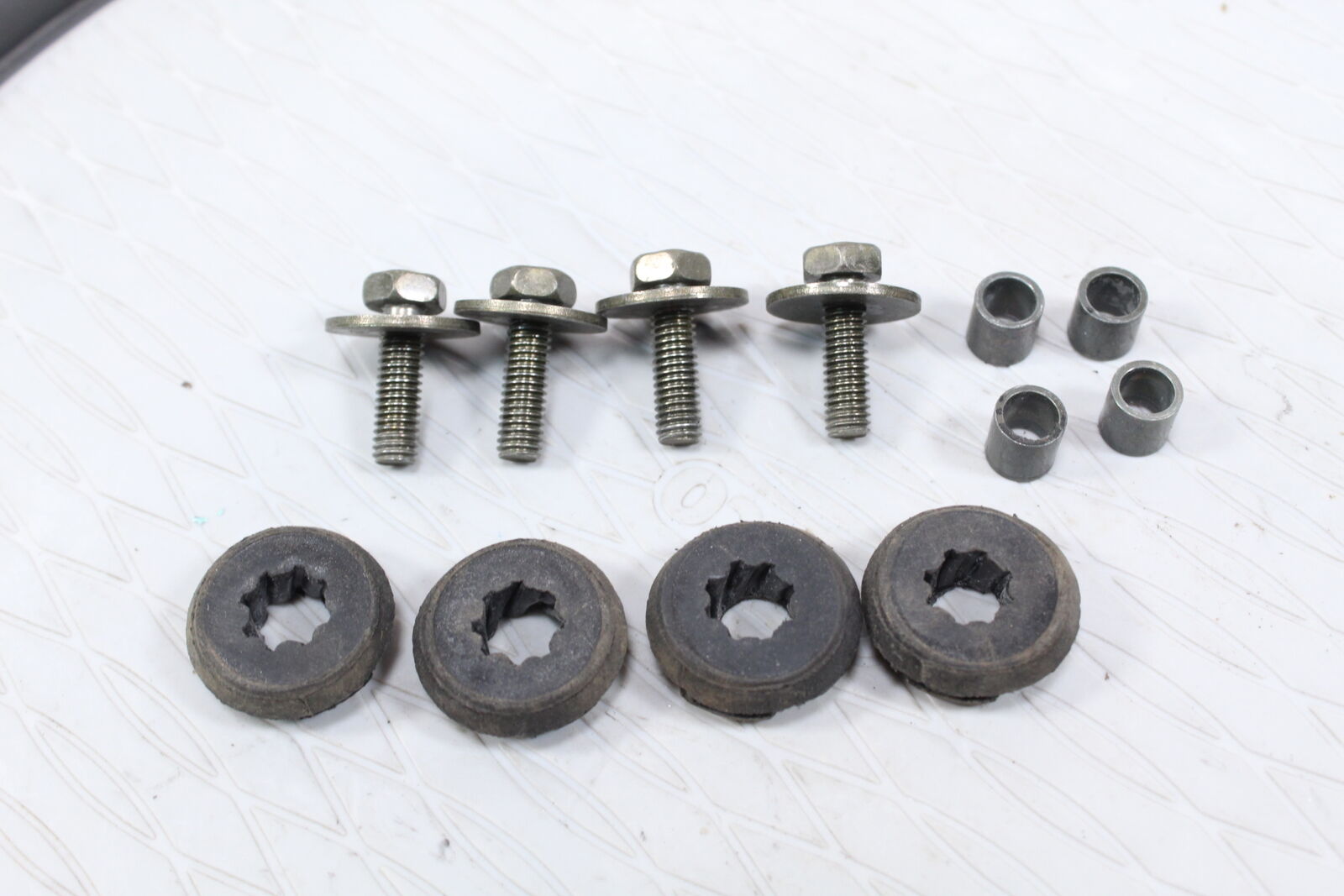 2004 SUZUKI DR200SE DR200 Headlight to Mount/Bracket